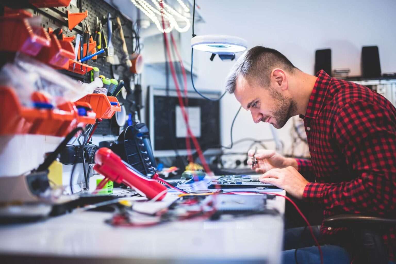 How to Wrap Text Around Pictures and Other Illustrations in Microsoft ...