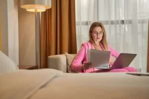 How to Format a Screenplay in Google Docs - Vegadocs