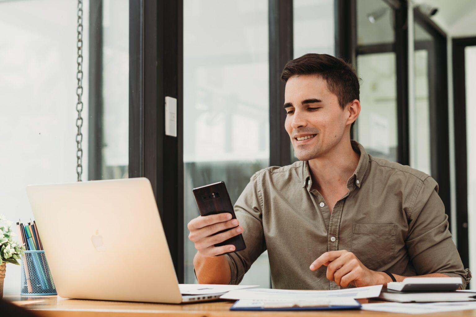 How to Bring an Image Forward in Google Docs - Vegadocs